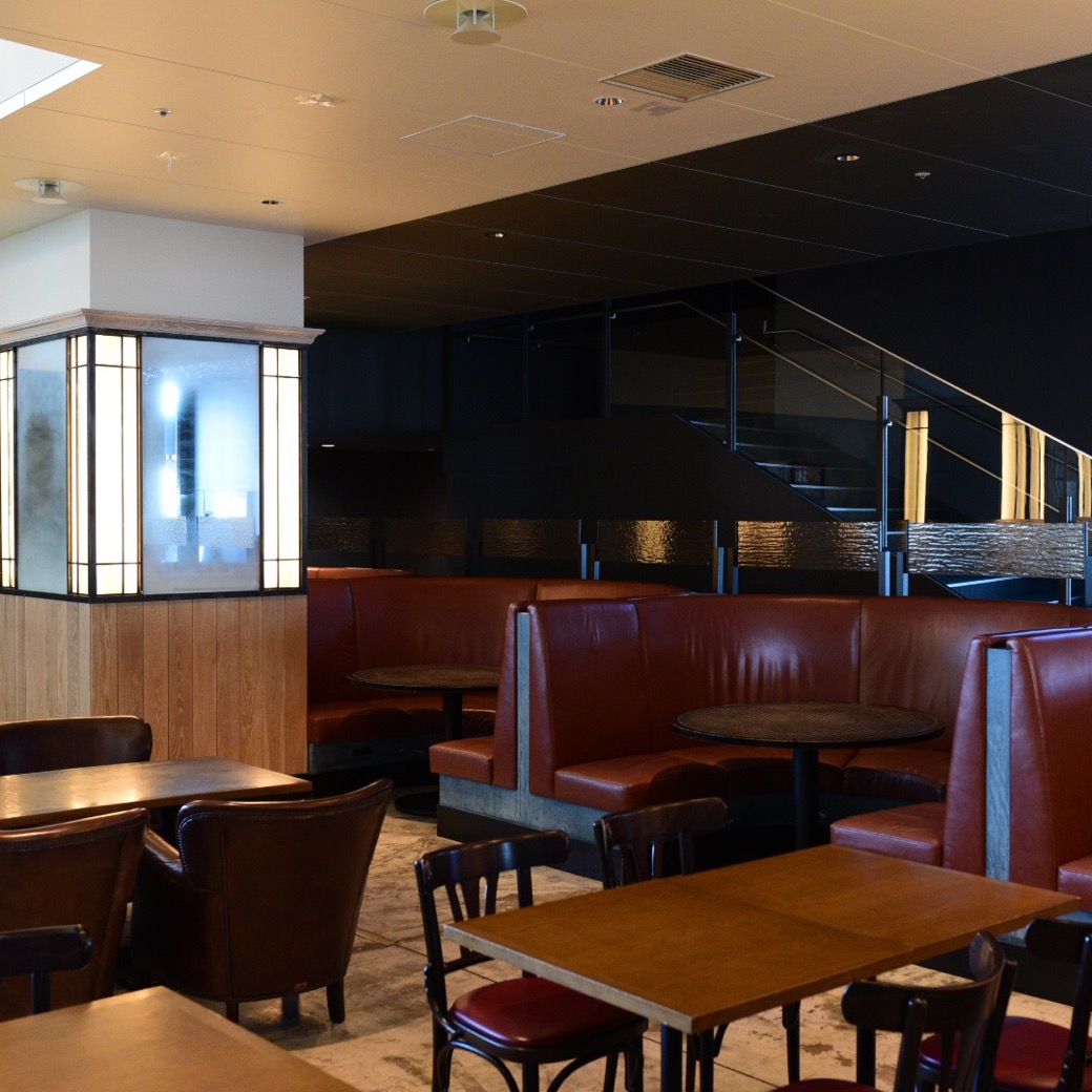 THE THEATRE TABLE | Harumari TOKYO